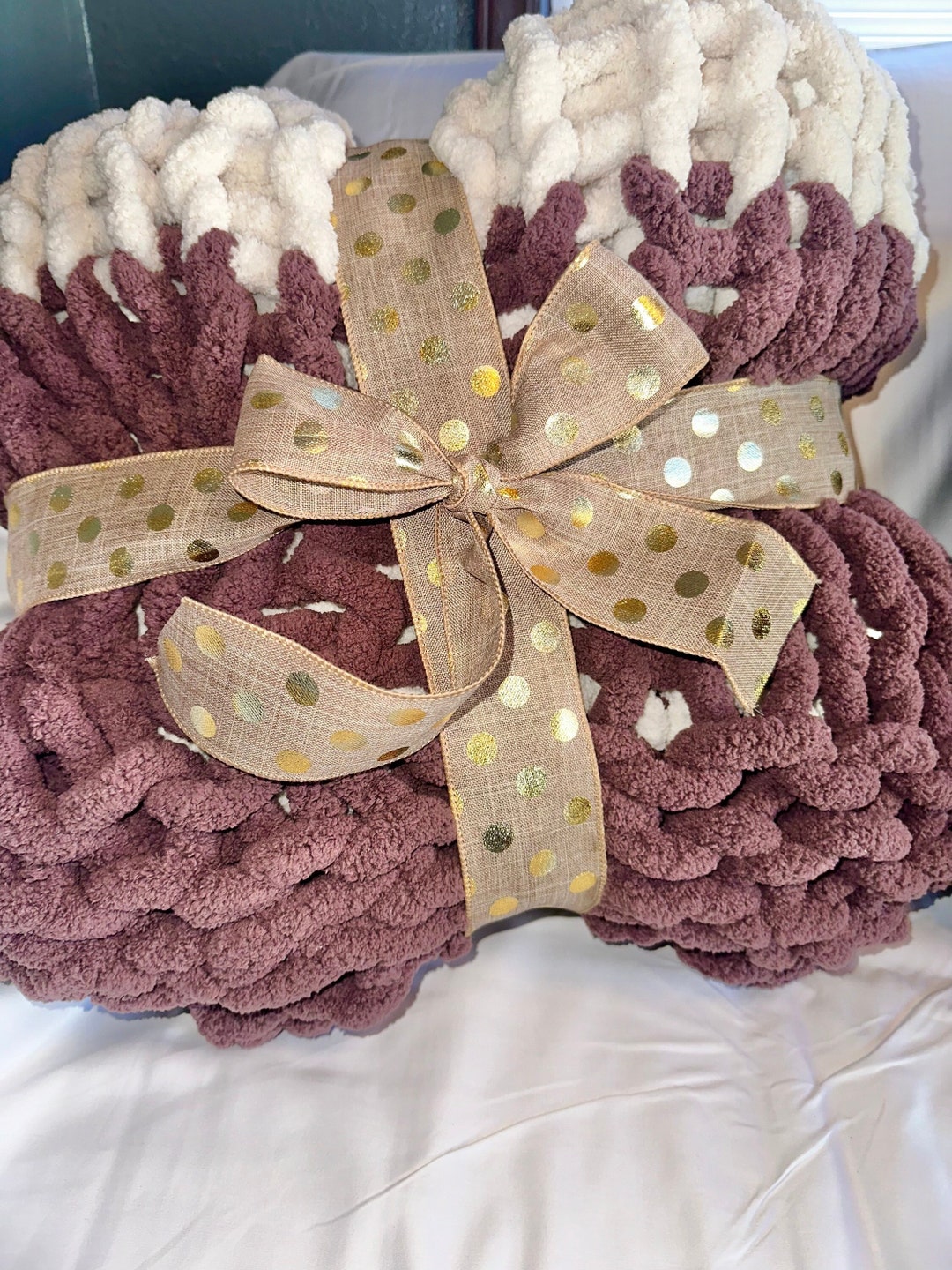 Chunky Stretched Hand Knitted Blanket - Lilac and Ivory - Multicolored ...