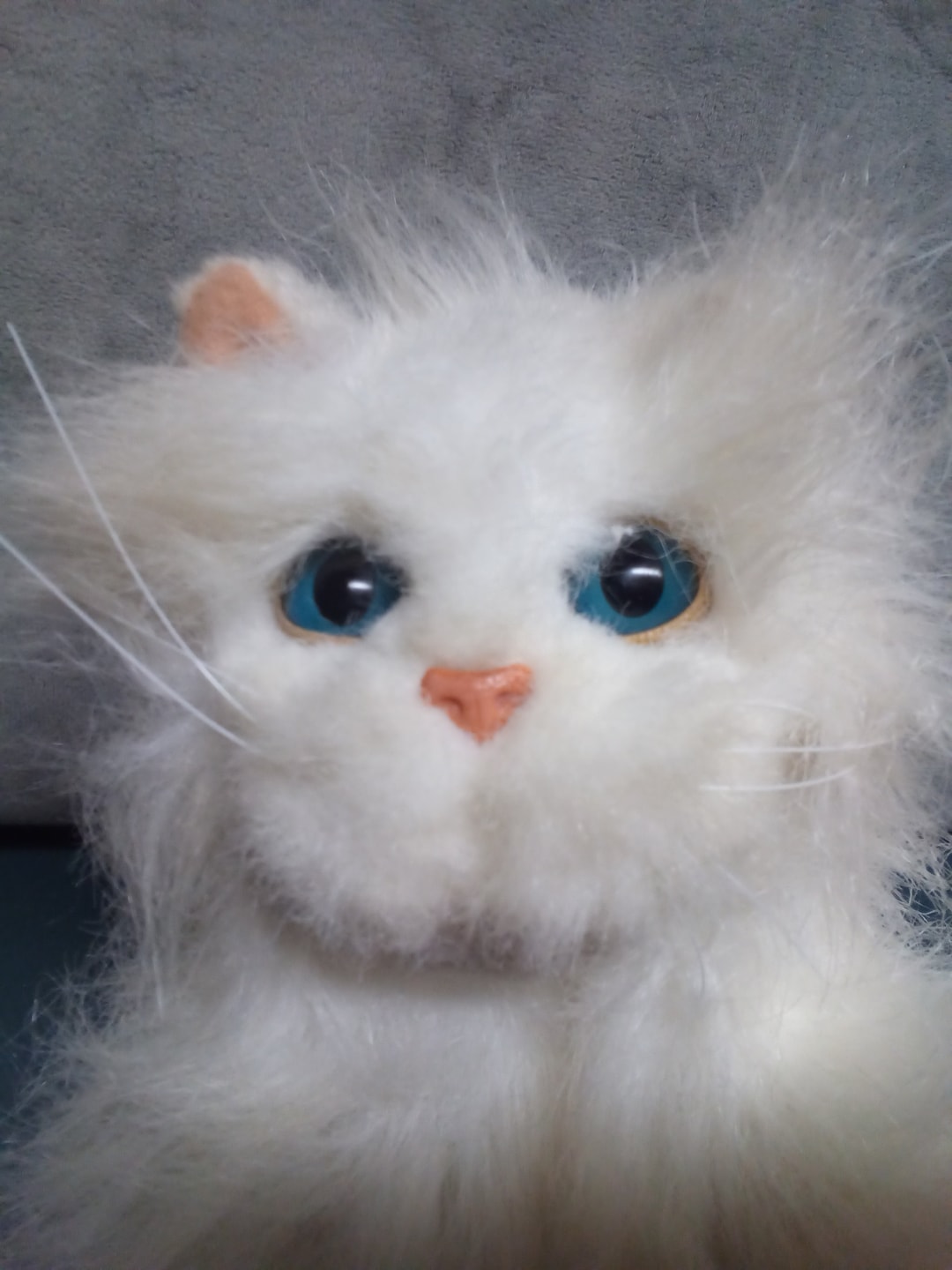 Hasbro 2009 Furreal Friends White Furry Kitty Cat Kitten Interactive ...