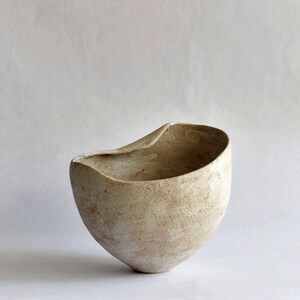 Natural Terracotta Vessel Inspired by Nature, Modern Minimalist White ...