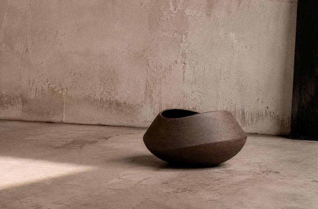 Black Clay Ceramic Centerpiece Table: Modern Geometric Minimalist ...