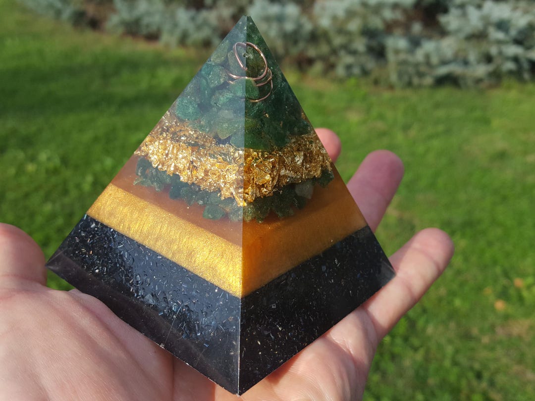 Emerald Pyramid, Positive Energy Pyramid, Healing Stones, Chakra ...