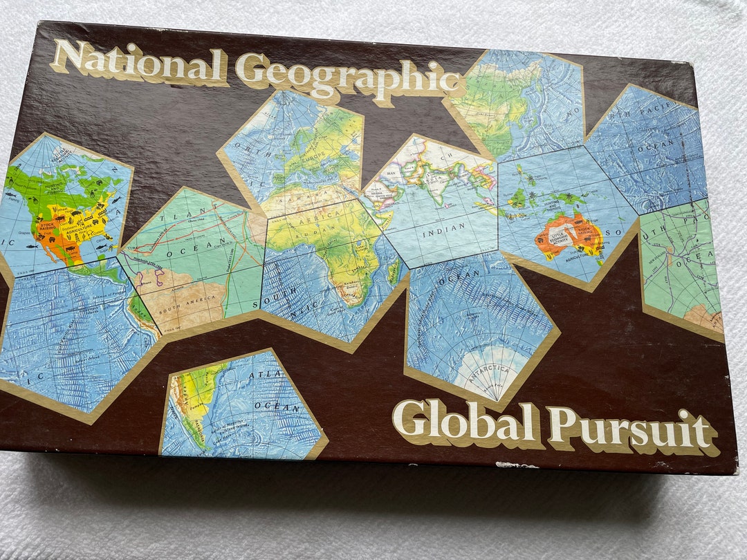 Global Pursuit Board Game - Etsy Canada