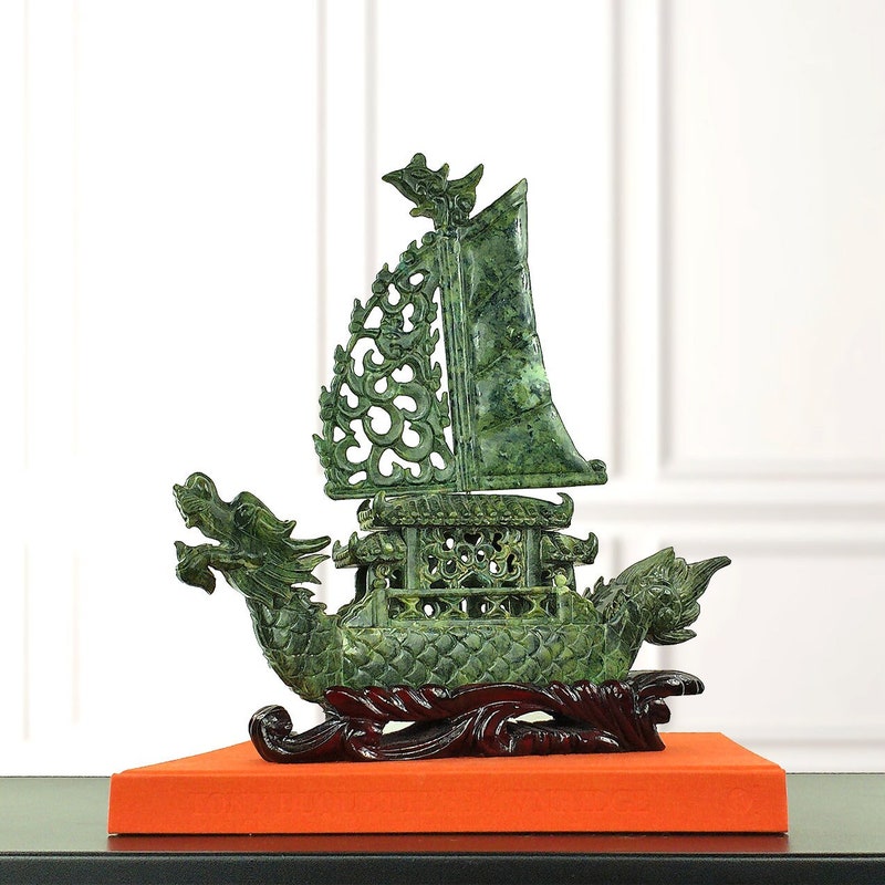 Asian Green Jade Statue - Etsy