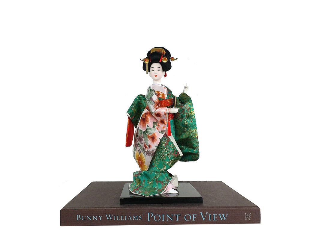 Vintage Japanese Kyugetsu Geisha Doll With Green Kimono, Chinoiserie ...