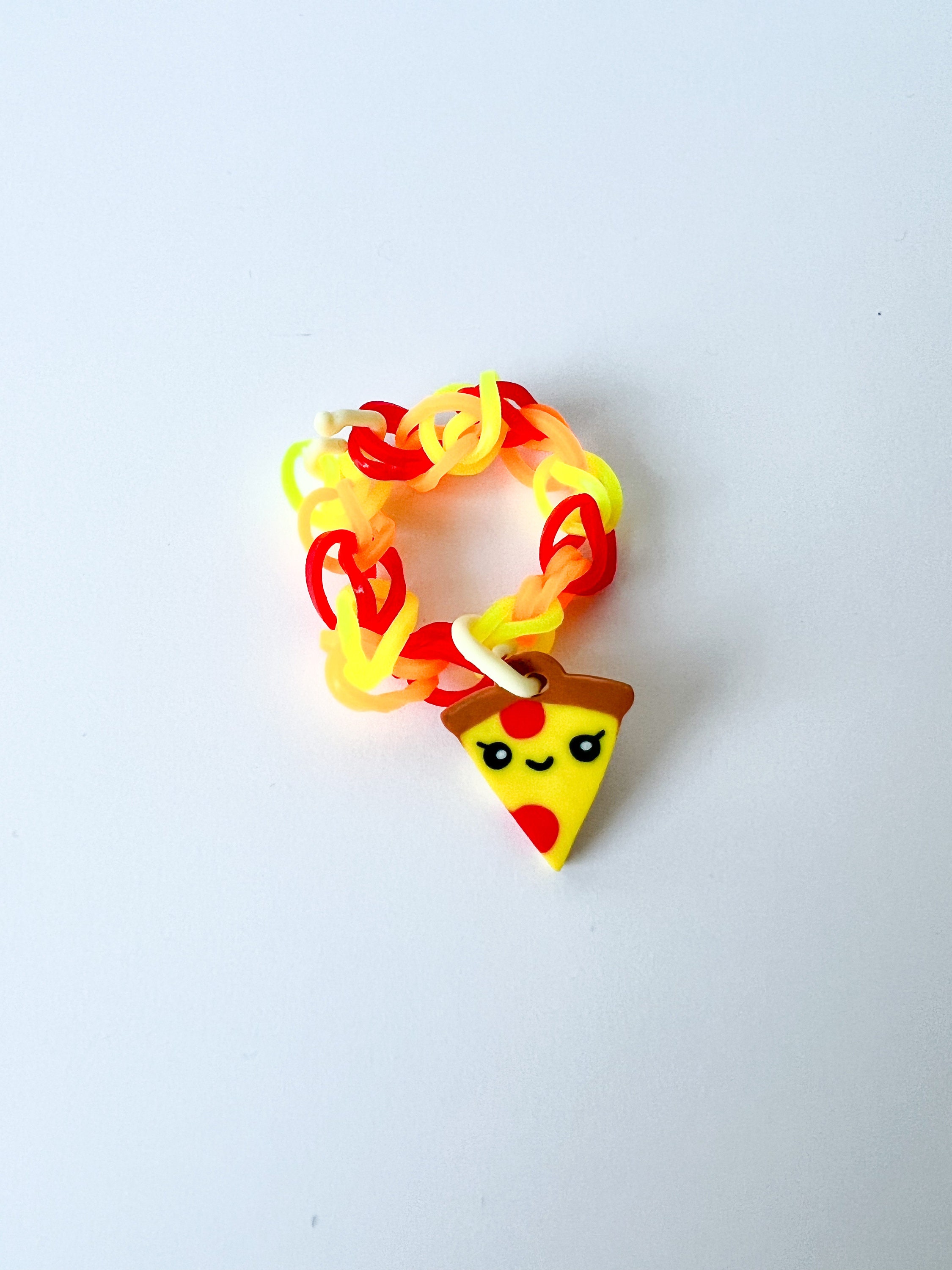 Rainbow Loom Pizza