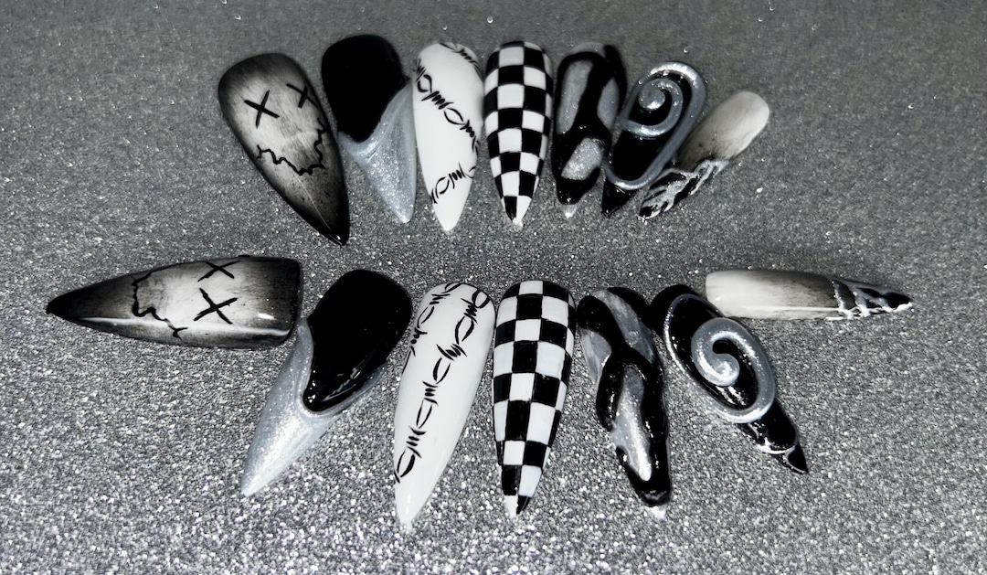 Chaos and Chrome Premium Press on Nails - Etsy