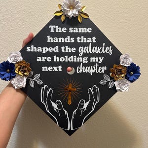 Custom Graduation Cap Topper, Graduation Cap Decor, Personalized Grad ...