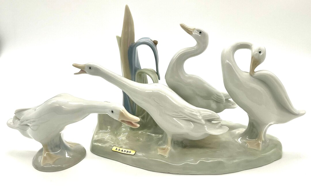 Set of Two Lladro Geese Stamped Authentic Figurine Collections- NAO ...