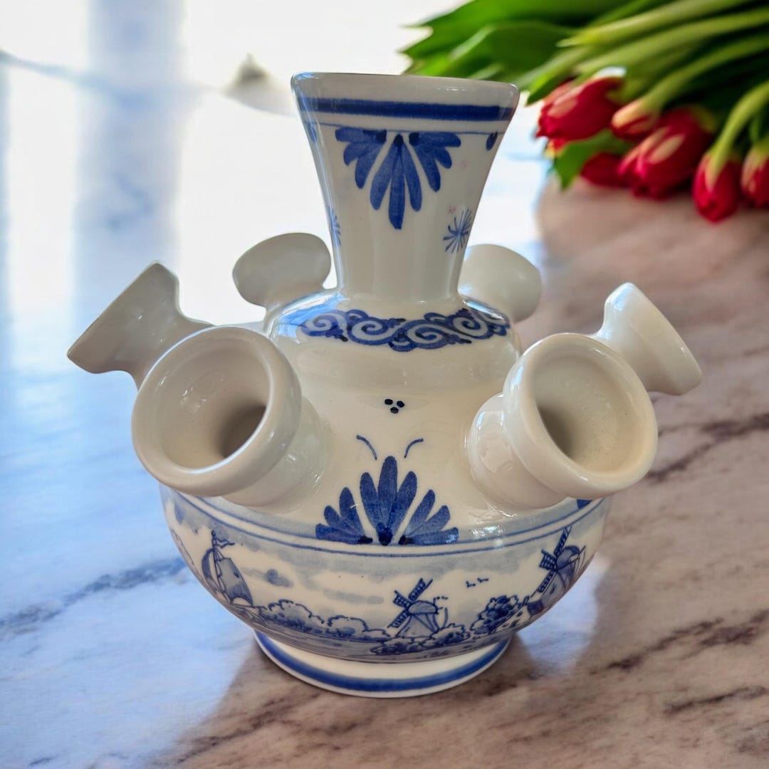 Vtg Delft Blue Tulip Floral Vase With Seven Spouts Historical Symbol of ...