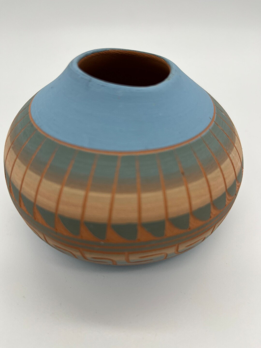 Vintage Native American Navajo Handmade Art Pottery Seed Pot Signed by ...
