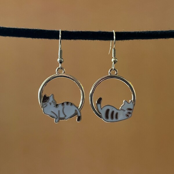 Cat Earrings - Etsy