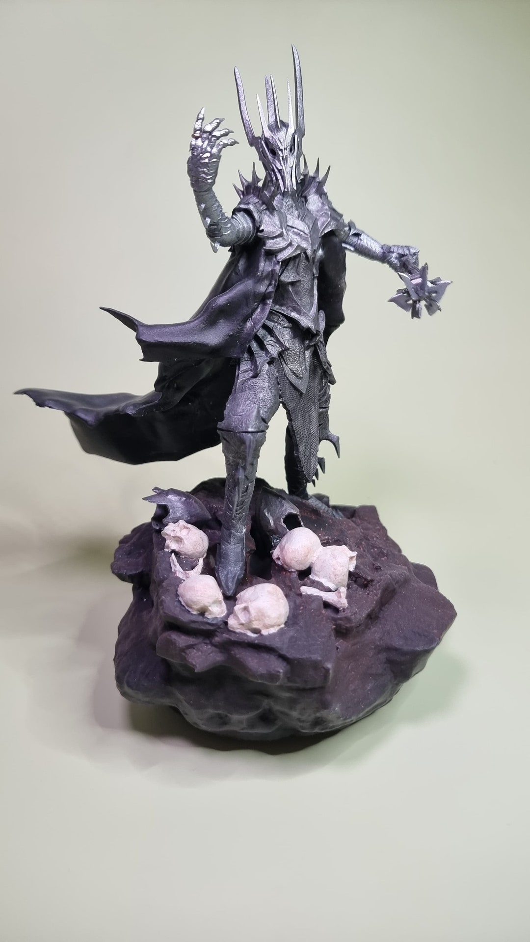 The Darkness Rises: Hand-painted Sauron 3D Figure for the Lord of the ...