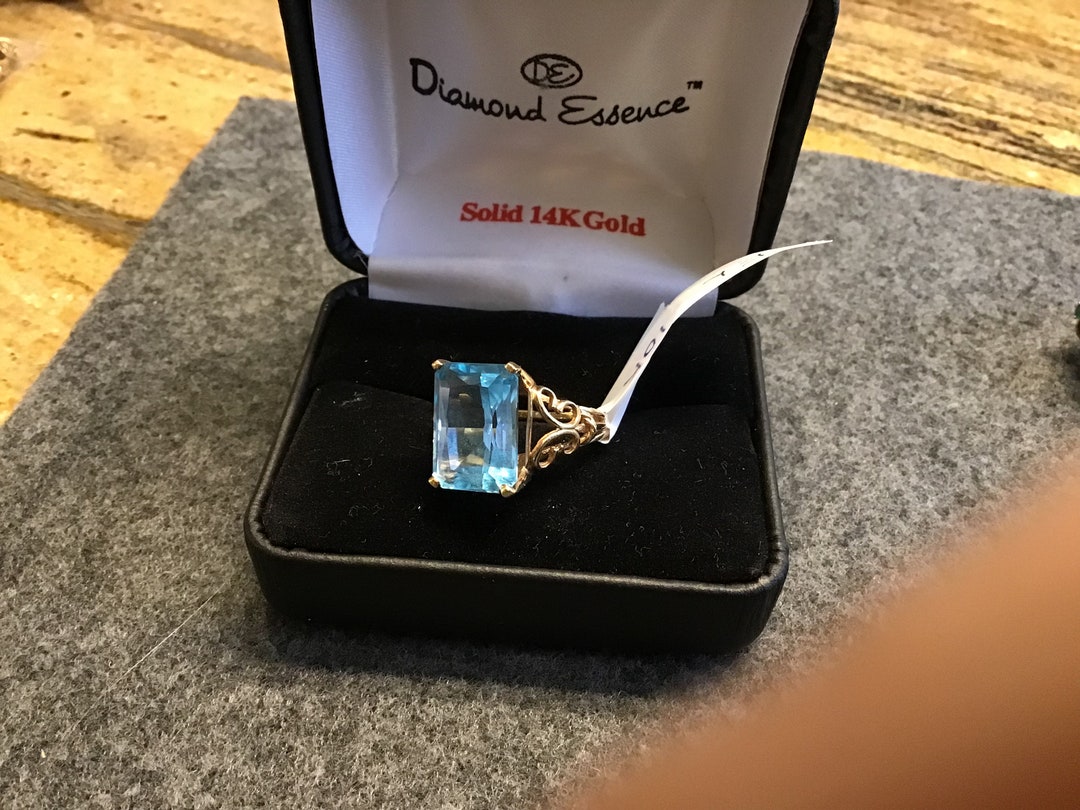 10K Blue Topaz Emerald Cut Ring Size 8 - Etsy