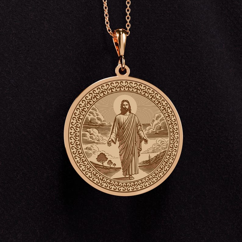 14K Gold Jesus Christ Medallion: Christian Religious Pendant - Etsy