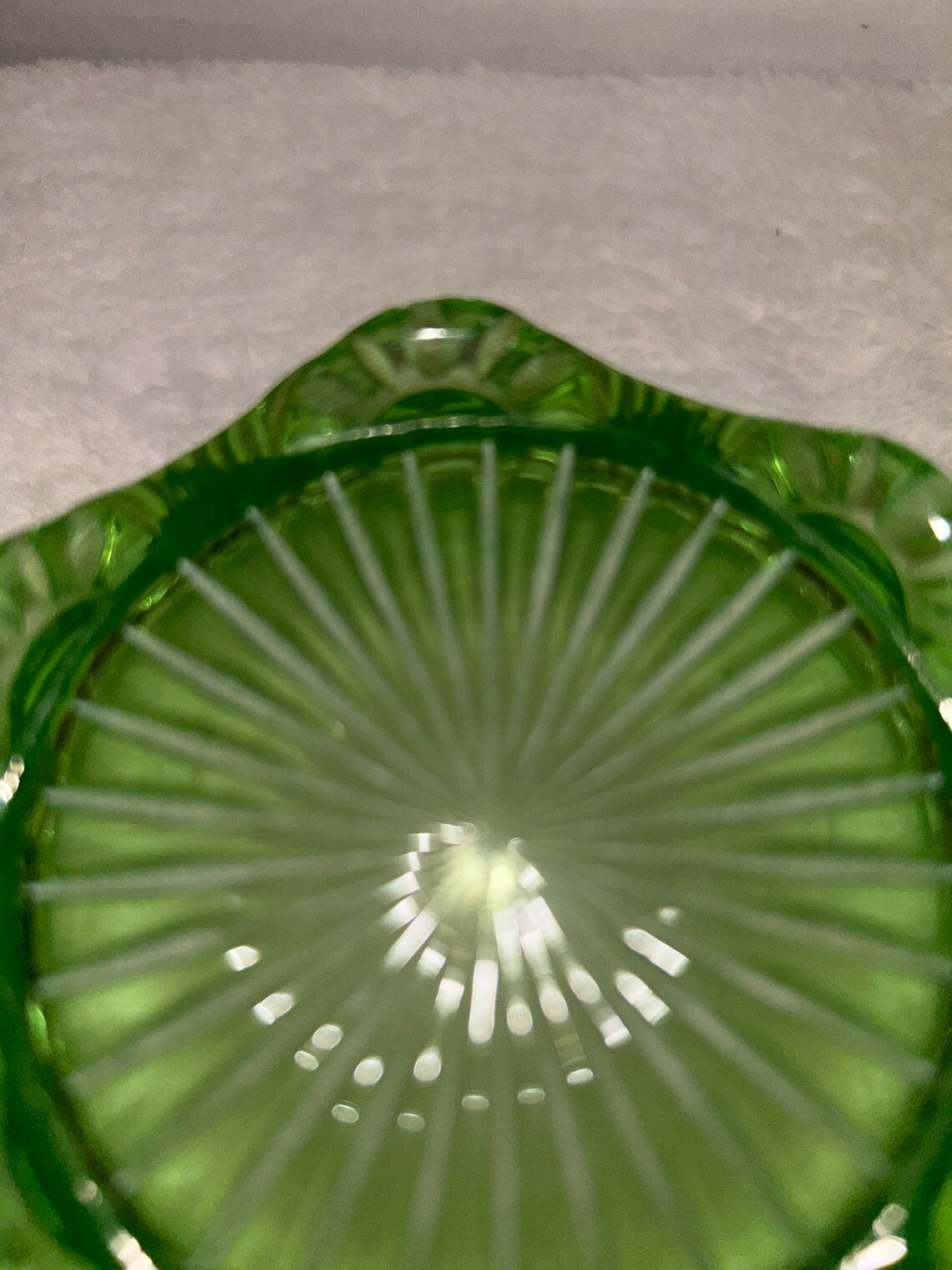 Jefferson Glass Tokyo Small Berry Bowl Green Opalescent - Etsy