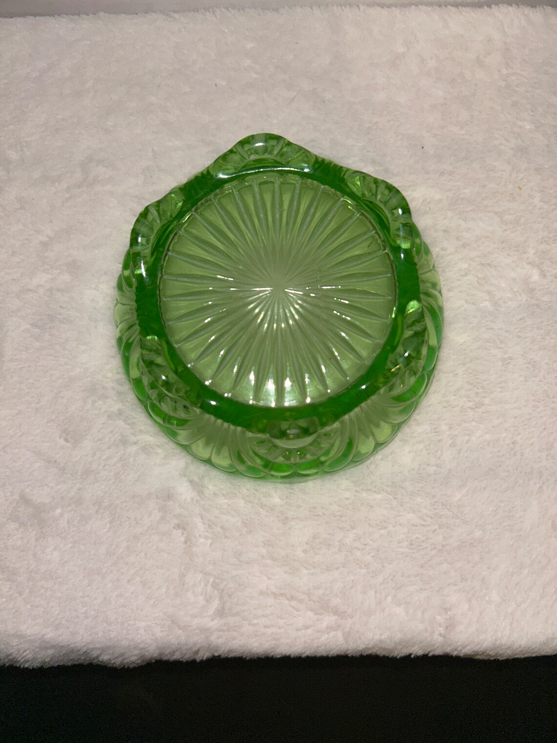 Jefferson Glass Tokyo Small Berry Bowl Green Opalescent - Etsy