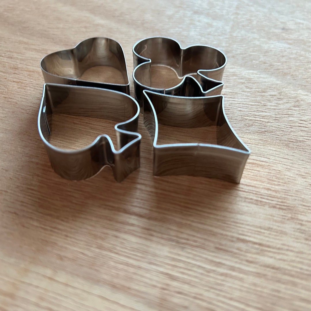 4 Piece Silver Stainless Steel Cookie Cutters in Biscuit Mold Suits of ...