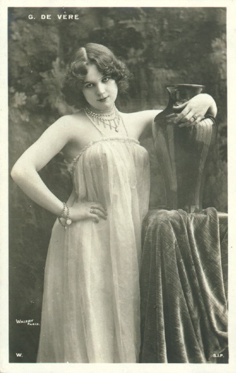 Erotic Photo Erotic Risque Woman Photo Risque Photos Victorian Images ...