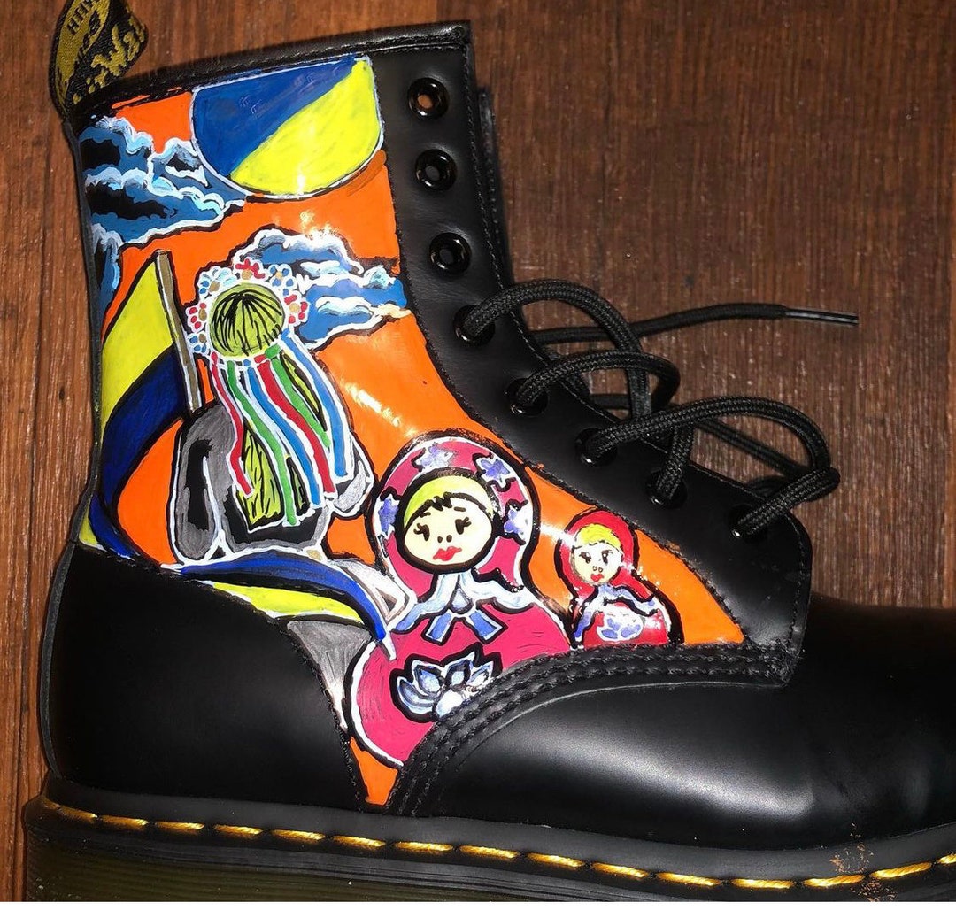 Custom Doc Martens X All Around the World - Etsy