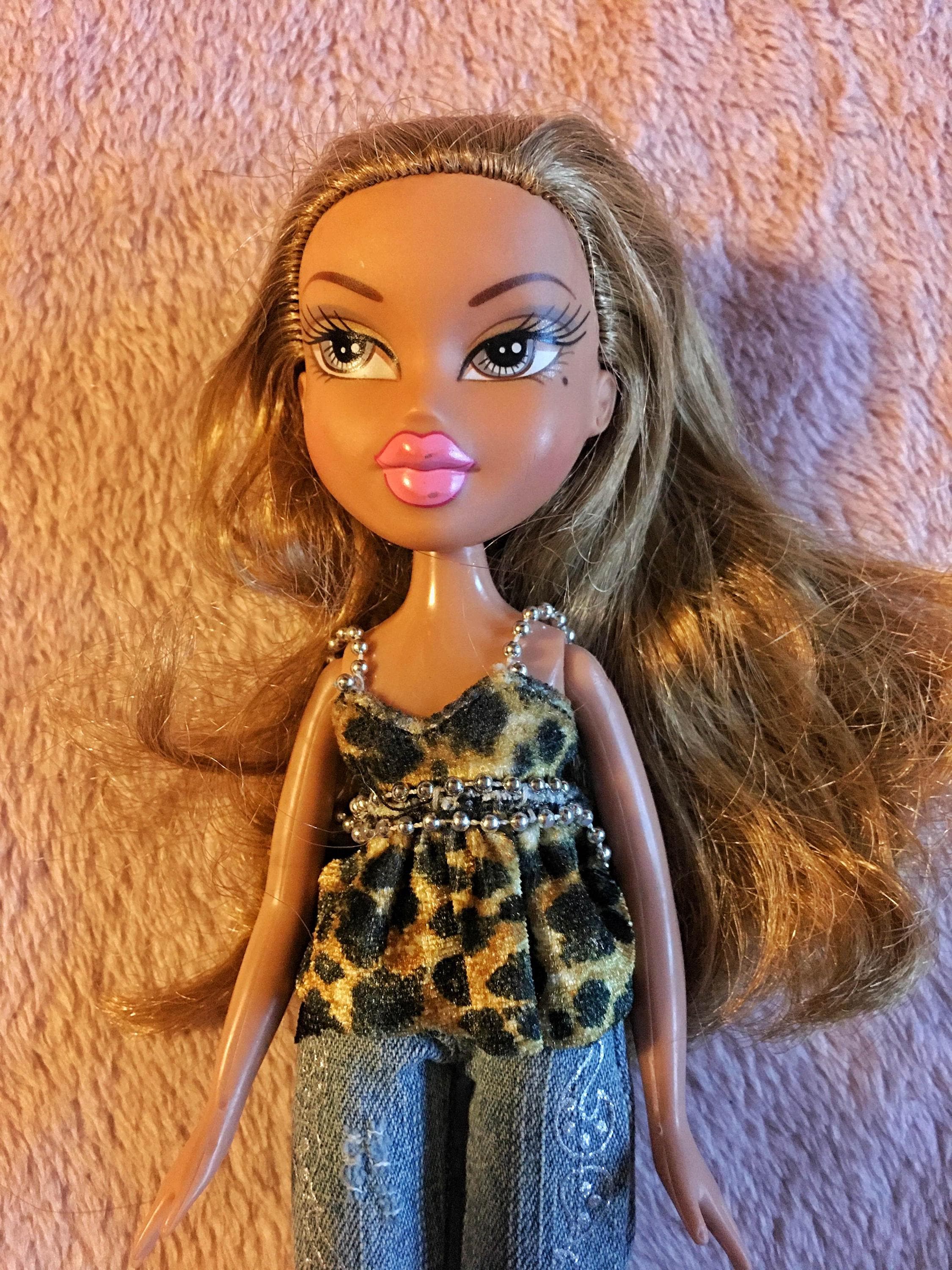 Different Vintage Bratz Dolls, Some With Accessories - Etsy