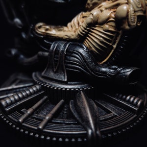 Alien Engineer Pilot Resin Statue, Space Jockey, Prometheus, Gift for ...