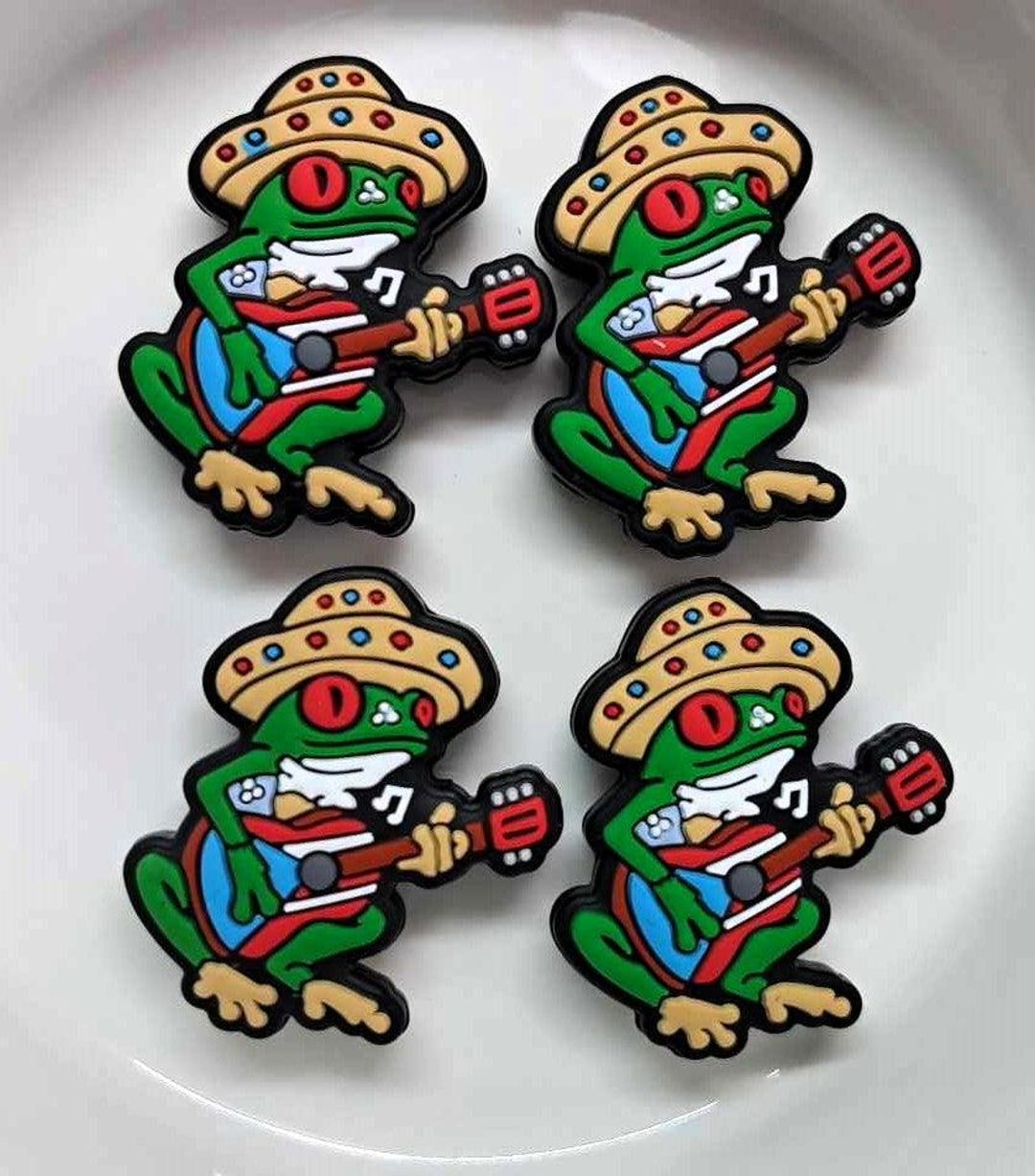 Green Tree Frog With Guitar and Sombrero Hat Silicone Focal Bead - 1323 ...