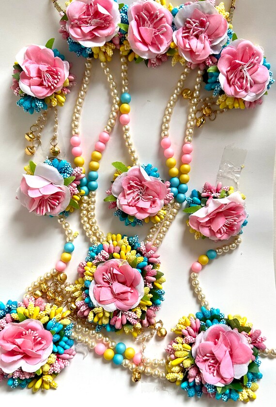 Floral set for haldi store