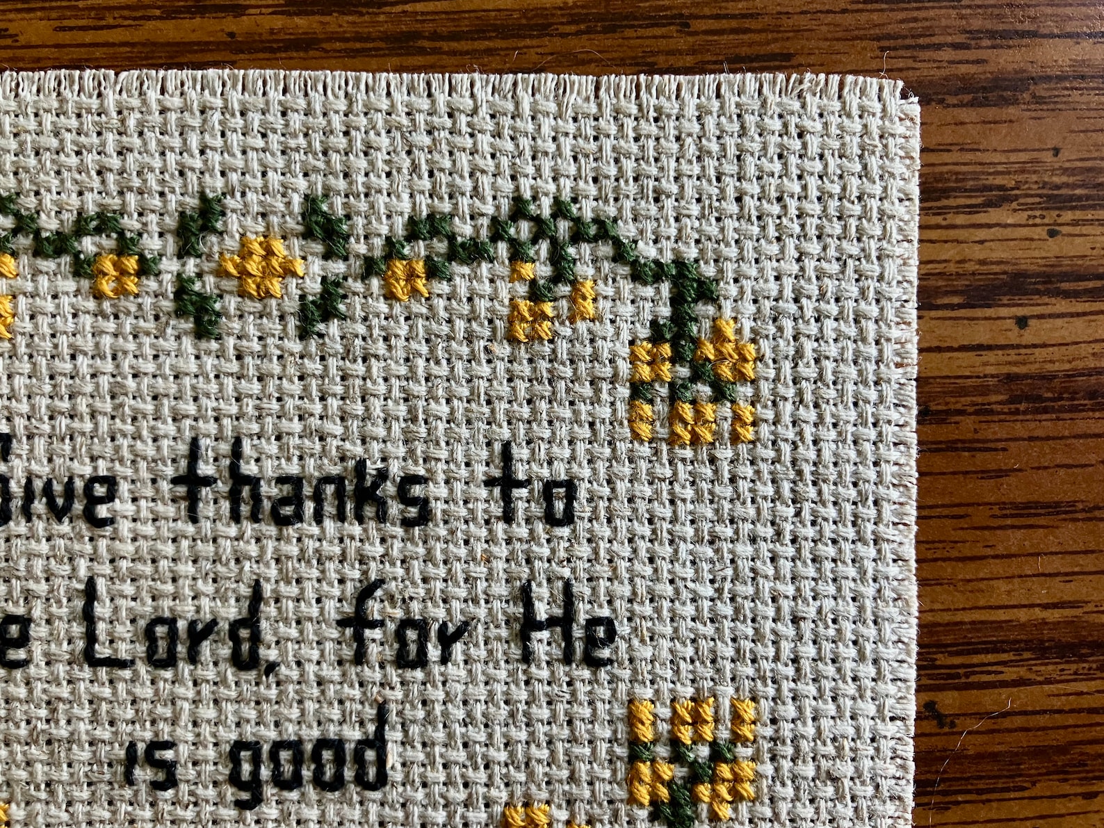 Simple Bible Verse Cross Stitch Pattern Bible Verse Give Thanks Cross ...