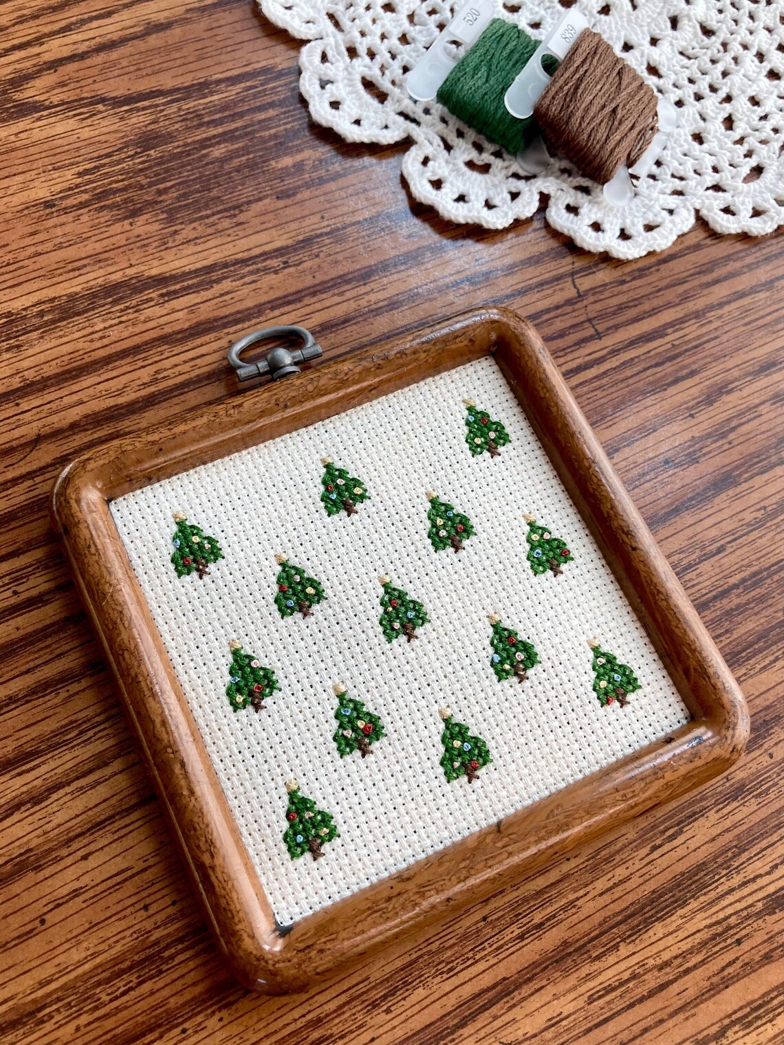 Small Christmas Tree Cross Stitch Simple Christmas Cross Stitch Pattern ...