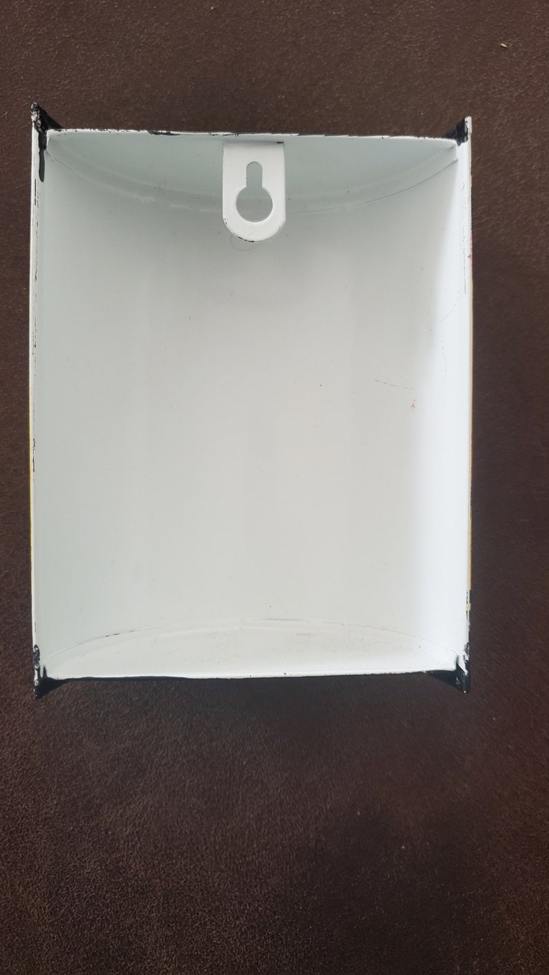 STP Oil Treatment Motor Oil Half Oil Can Metal Wall Decor Mancave ...