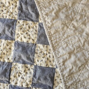 Chambray Blue Checker Bee Pattern Handmade Quilt Gender Neutral Quilt ...