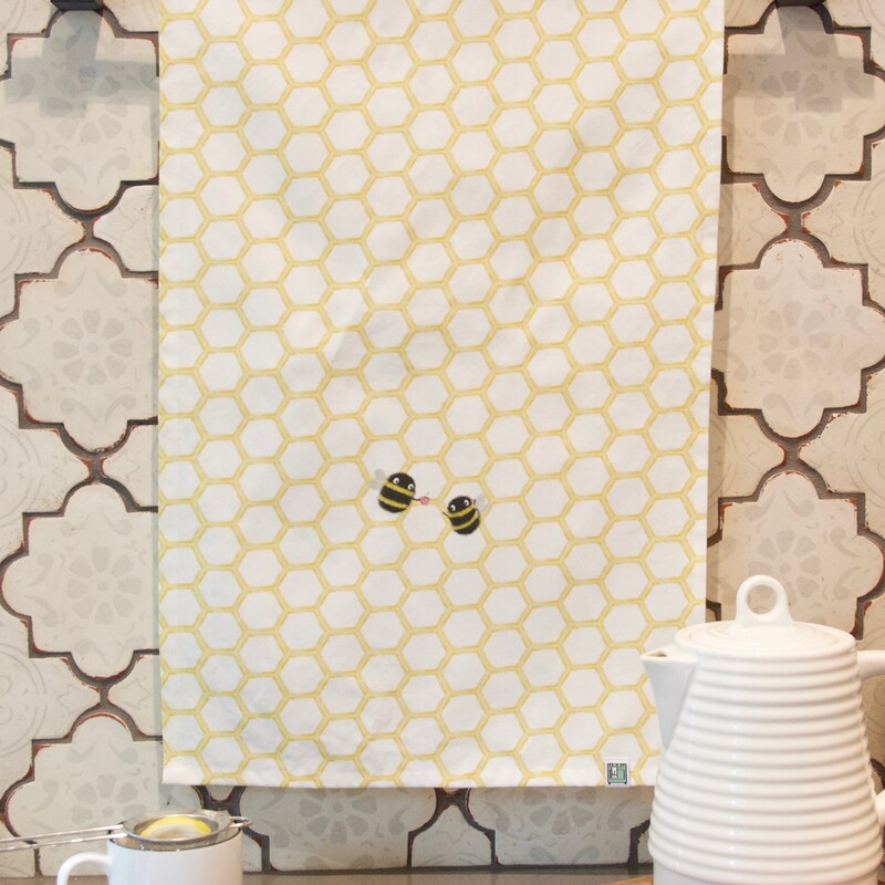 Bee Kitchen - Etsy