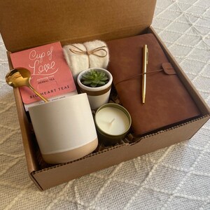 Classy Gift Basket for Her , Gifts for Women for Any Occasion, Cozy ...