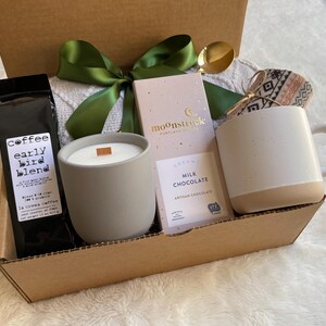 Classy Gift Basket for Her , Gifts for Women for Any Occasion, Cozy ...