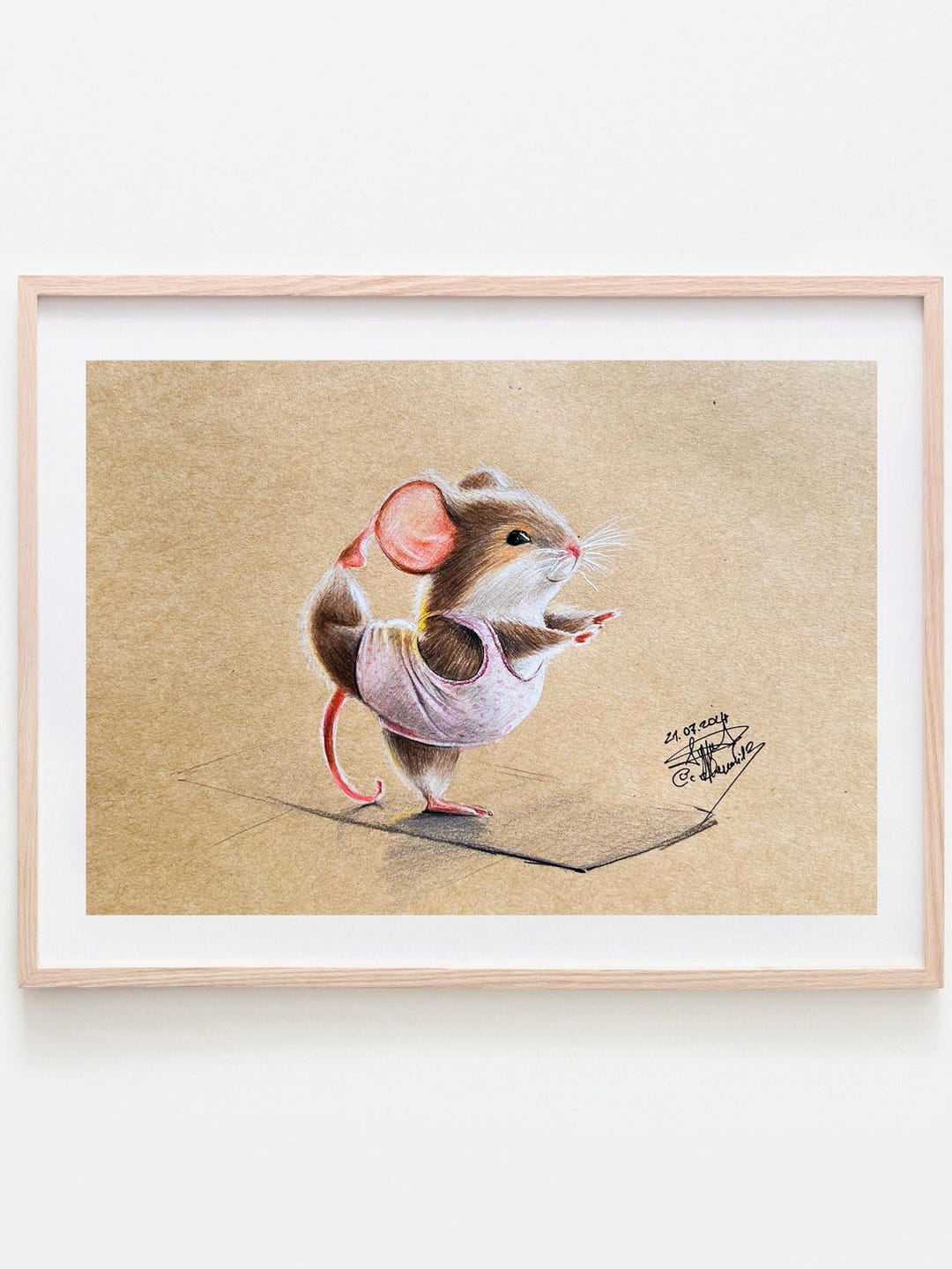 Beautiful Mouse Drawing - Pencil Illustration - Decoration Idea - Dream ...