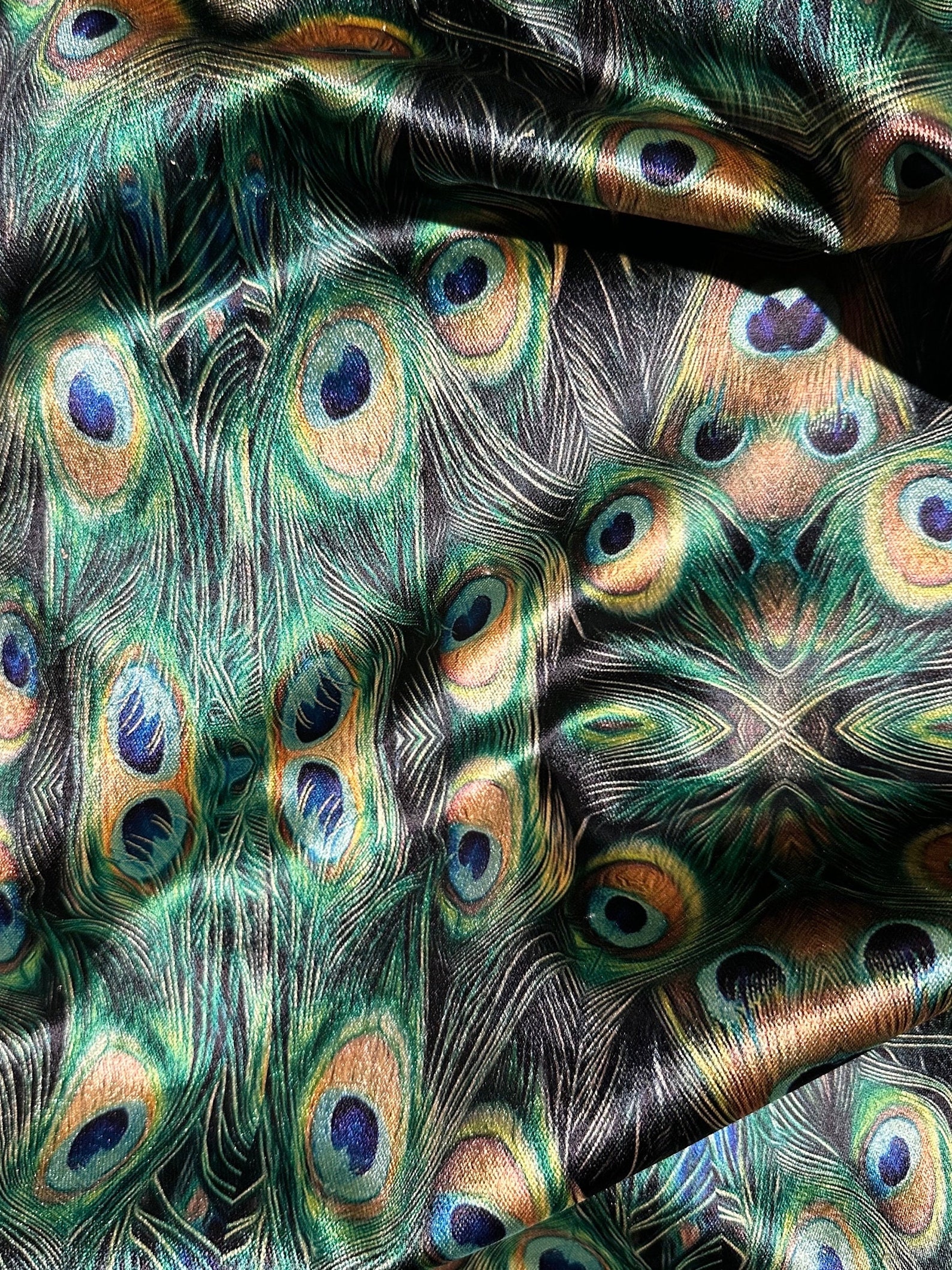 Peacock Feathers Velvet Fabric: Elegant Upholstery Material Fabric by ...