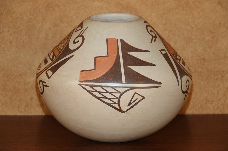 Vintage Hopi Pot by H Silas - Etsy
