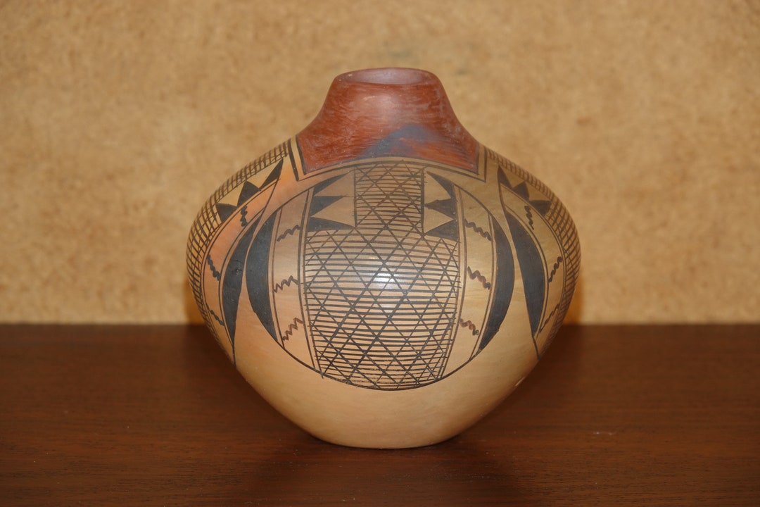 Hopi Pot by Vernida Polacca Nampeyo, 3.5" Diameter, Wing Pattern - Etsy