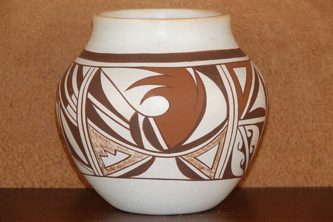 Hopi Pot by Loretta J. (navasie) Laban "frog Woman". - Etsy