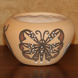 Zuni Pueblo Pot by Tara Edaakie, Zuni Deer and Butterfly, 3" Dia. - Etsy