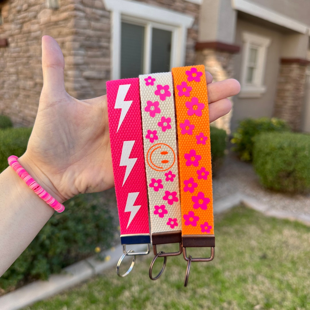Preppy Keychain Wristlet / Key Fob Wristlet / Dorm Keychain - Etsy