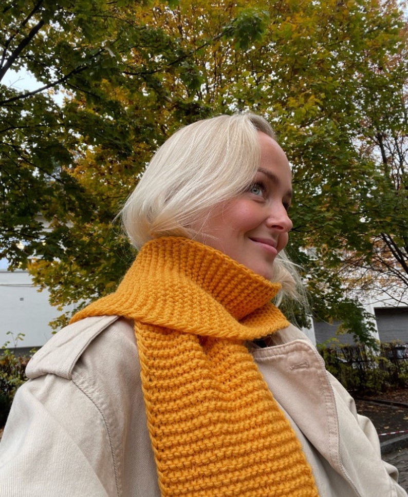 Ellie Scarf / English Knitting Pattern / Knitted Scarf - Etsy