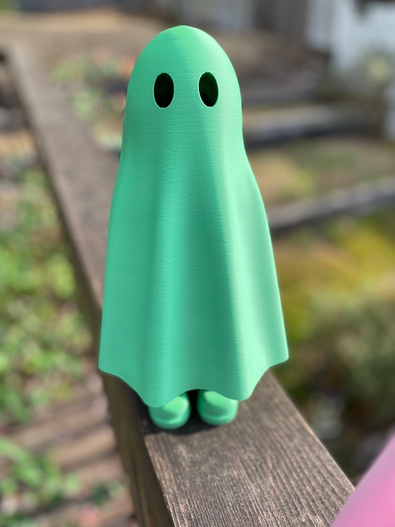 Large Ghost With Hidden Feet 3D Printed as Seen on Tiktok / Rainbow ...