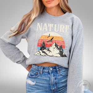 Nature Sunset Graphic Crewneck Sweatshirt for Camping Lover Mountain ...