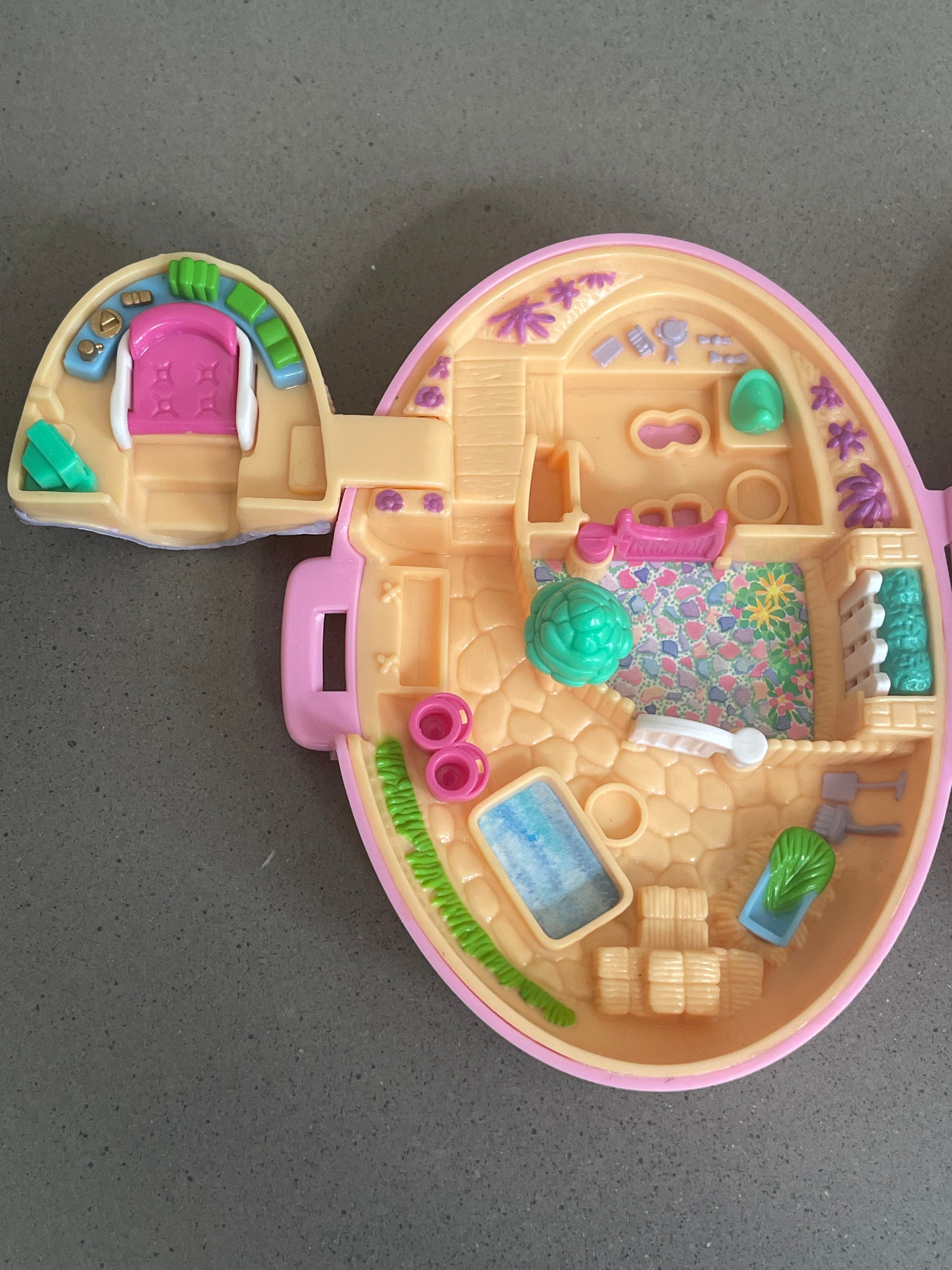 Polly Pocket, Complete, Shetland Pony Stables, Vintage, 1995, Bluebird ...