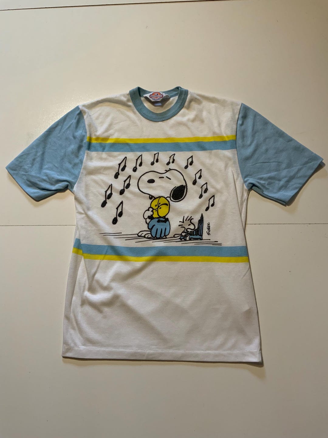Vintage 60s 70s Arrow Peanuts Snoopy Woodstock Schulz Single Stitch T ...