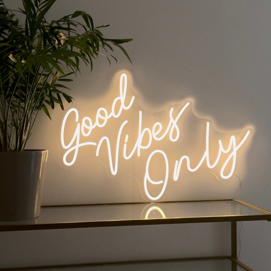 Good Vibes Only | Neon Sign 80 Cm | LED Lettering | Illuminated ...