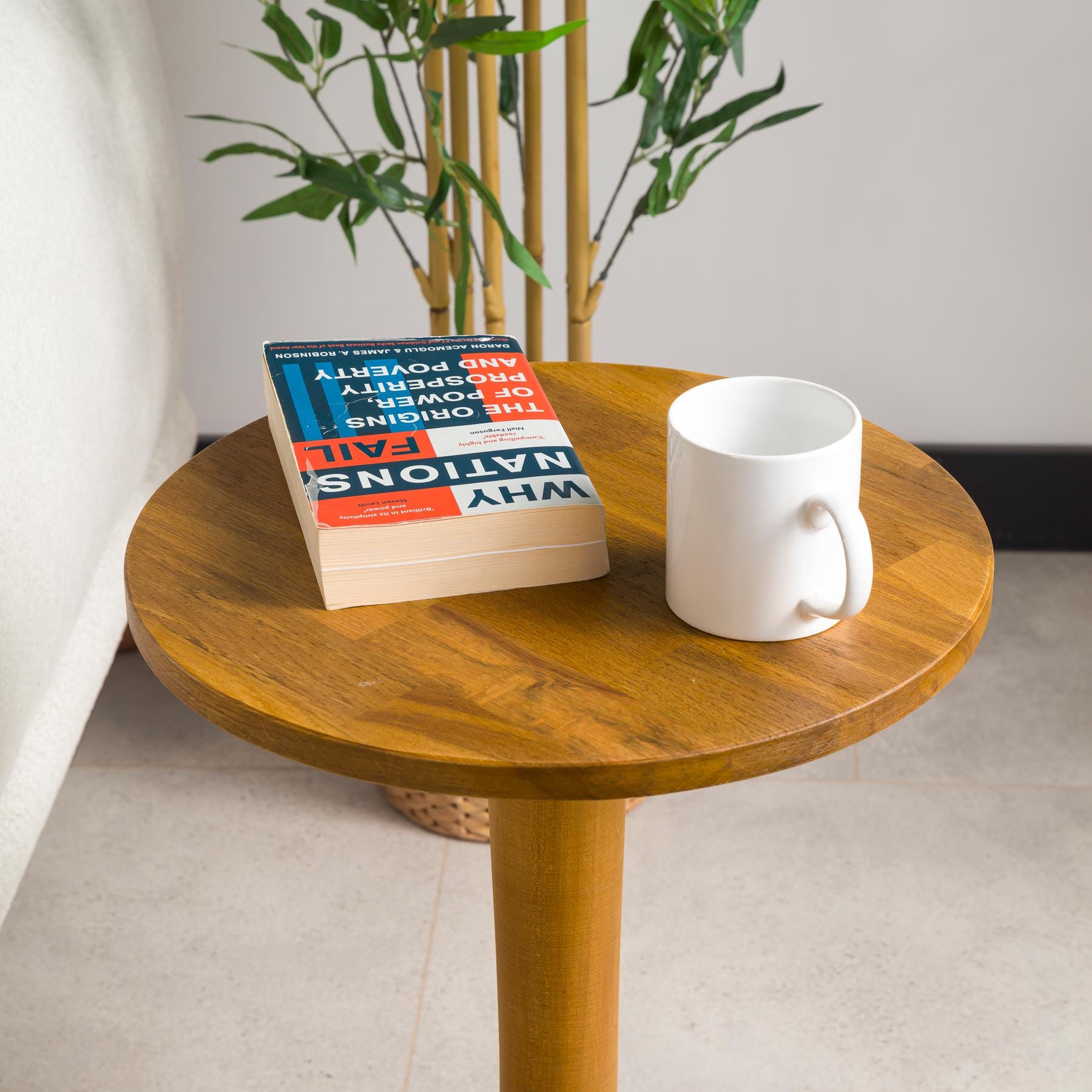 Round End Side Table With Pedestal Leg Solid Oak Wood Coffee Table ...