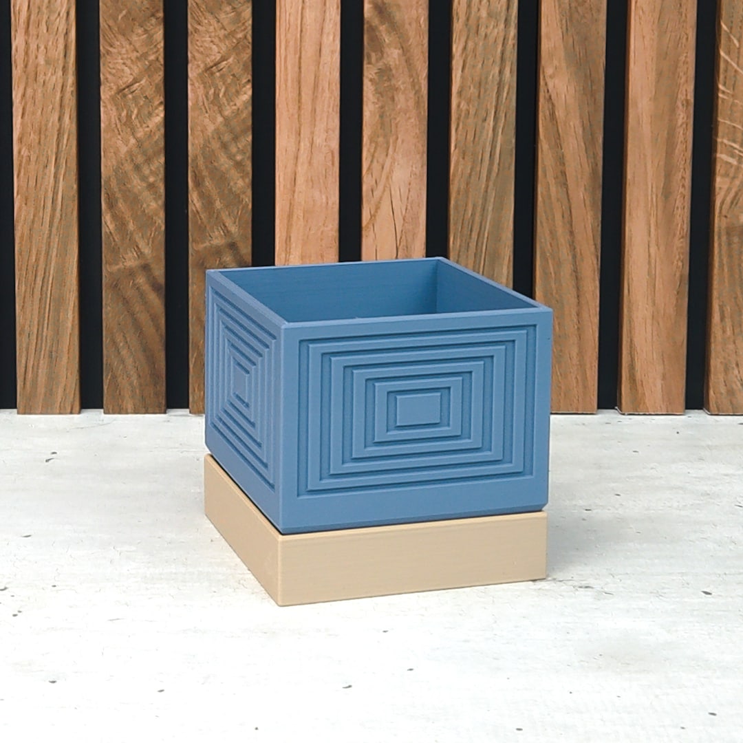 Flower Pot With Drainage for Easy Plant Care and Maintenance - Etsy