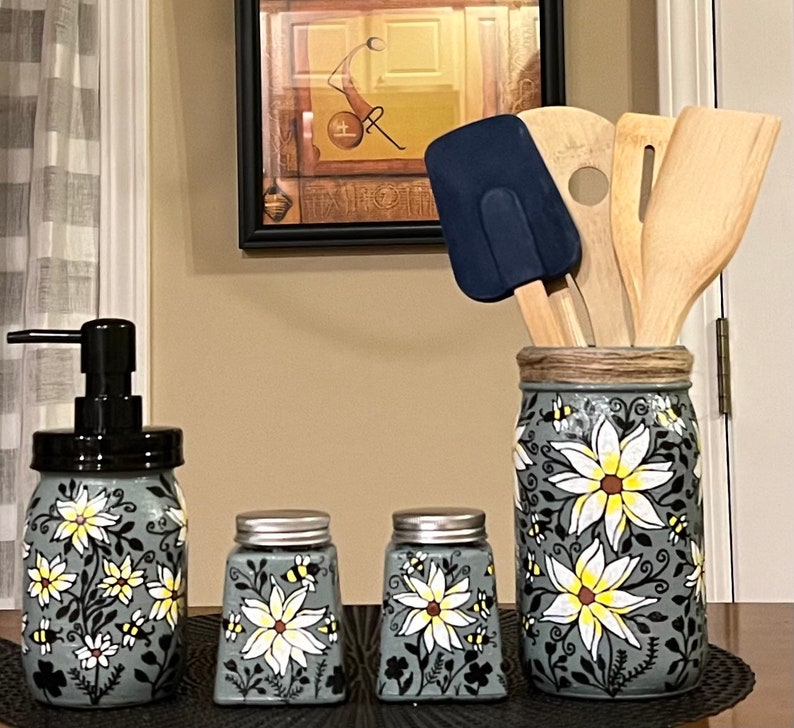 Hand-painted 4 Piece, Daisy Themed, Kitchen Set. - Etsy